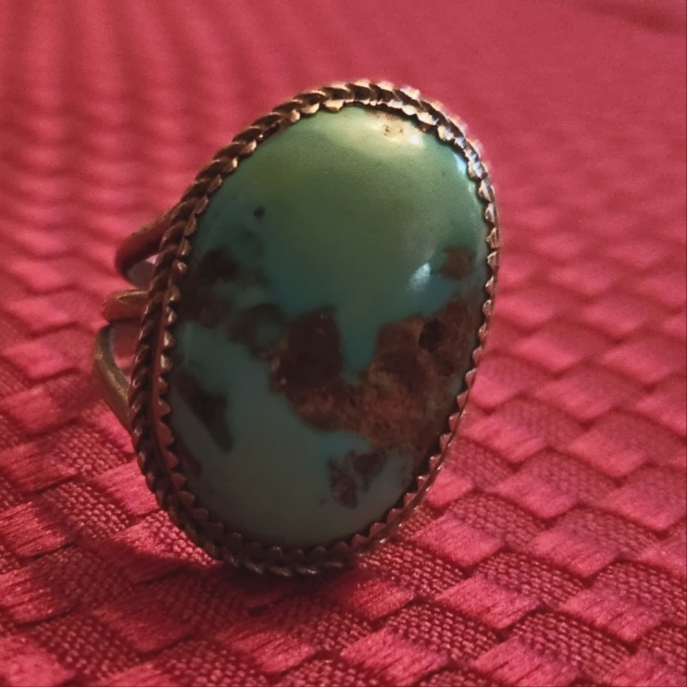 Royston Turquoise Navajo Ring - Gem